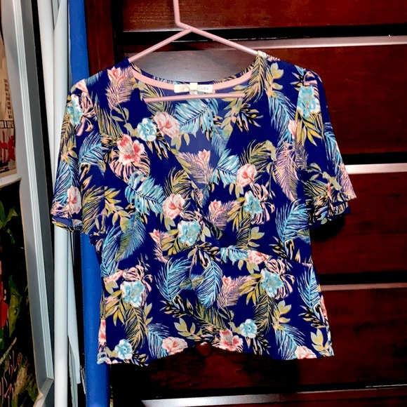 Rewind | Tops | Rewind Brand Blue Floral Blouse | Poshmark